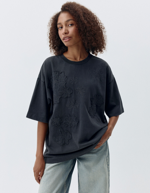 Женские футболки и лонгсливы – купить в интернет-магазине SELA